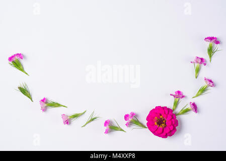 Frame of flowers laid out on the table Stock Photo - Alamy