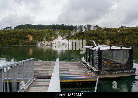 The Hidden Valley, Waikato river impressive landscape, New Zealand ...