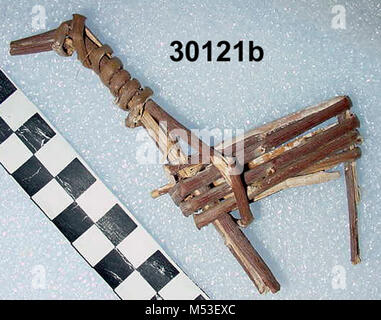 Split-Twig Figurine GRCAb. Some of the most facinating artifacts found ...