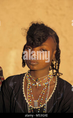 Mali, Anderamboukane near Gao, Girl from Wodaabe tribe dressed for ...