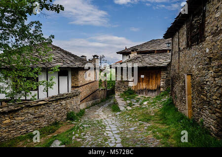 Leshten village, Traditional bulgarian architecture, Gotze Delchev ...