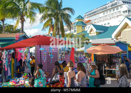 Straw Market - Nassau Bahamas Stock Photo: 51375419 - Alamy