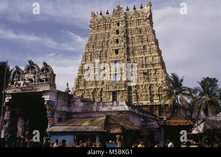 The Thanumalayan Temple in Suchindram, Kanyakumari, Tamil Nadu, India ...
