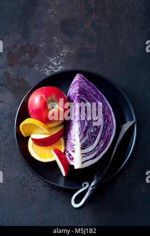 Whole and slices red apples on white Stock Photo - Alamy