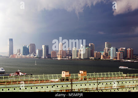 A rare view of downtown NYC skyline Stock Photo - Alamy
