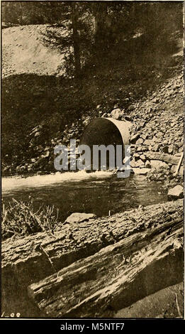 "Southern good roads" (1910 Stock Photo - Alamy