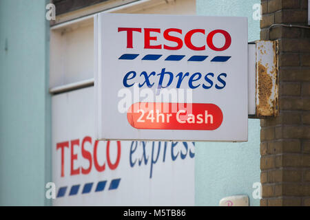 Tesco supermarket store sign logo Stock Photo - Alamy