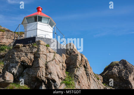 Little lighthouse in the port of Niksund to the Lofoten in Norway Stock ...