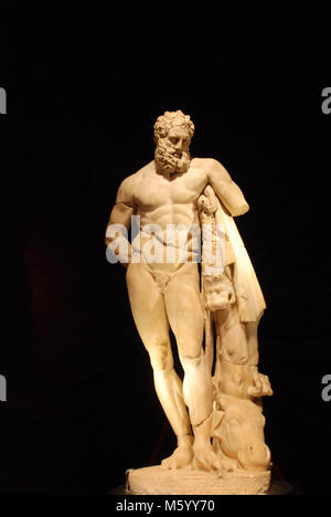 Hercules (Herakles), Greek hero, son of Zeus, killing the eagle Stock ...