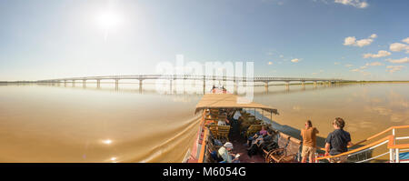 Pakokku: Irrawaddy (Ayeyarwady) River, road and railway bridge ...
