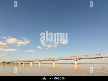 Pakokku: Irrawaddy (Ayeyarwady) River, road and railway bridge ...