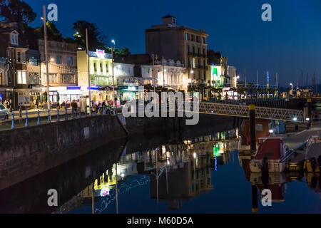 Night time scene of Torquay harbour, Marina and hotel resort Stock ...