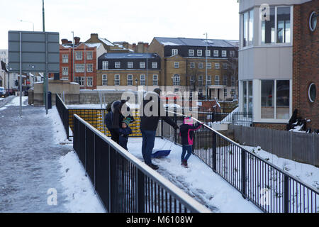 Maidstone, Kent, 27th Feb 2018. The 'Beast from the East' arrives in ...