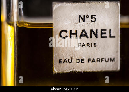 Chanel number 5 perfume bottle Stock Photo - Alamy