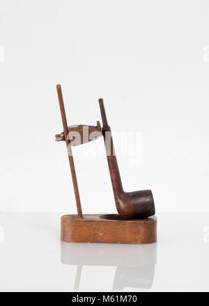 Vintage Easel Style Pipe Smokers Rack Stand Stock Photo - Alamy