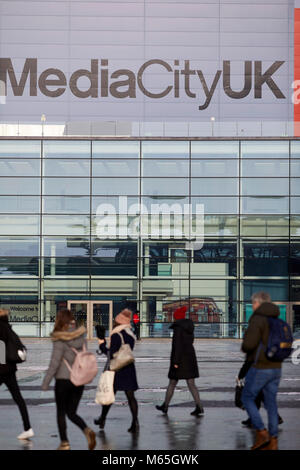 Dock 10 and BBC building, MediaCity, Salford Quays Stock Photo - Alamy