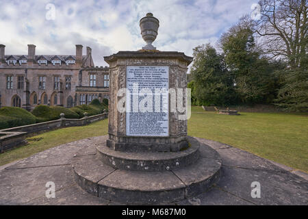 The tomb of Boatswain, Lord Byron's dog, at Newstead Abbey. The tomb ...