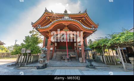 South Octagonal Hall: Nanen-Do 南円堂, Kofuku-ji Temple. Japan's Important ...