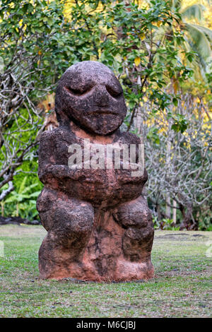 Sculpture made of stone, Marae Mahaitea, place of worship, Tahiti ...