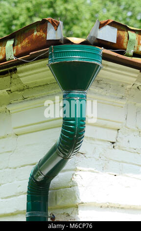Green roof detail with gutter Stock Photo - Alamy