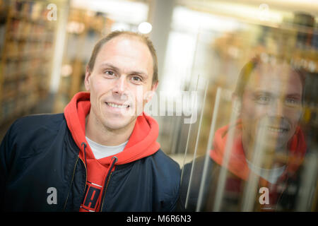 23 February 2018, Germany, Villingen-Schwenningen: Daniel Busch drinks ...