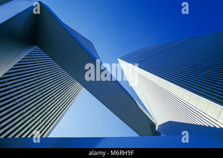 1987 HISTORICAL IDEOGRAM SCULPTURE (©JAMES ROSATI 1972) TWIN TOWERS ...
