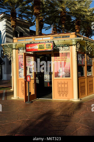 tix 4 tonight discount show tickets booth on Las Vegas boulevard Nevada ...