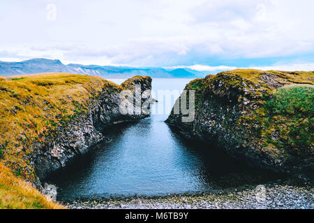 Gatklettur arch rock near Hellnar, Snaefellsnes Peninsula, Iceland ...
