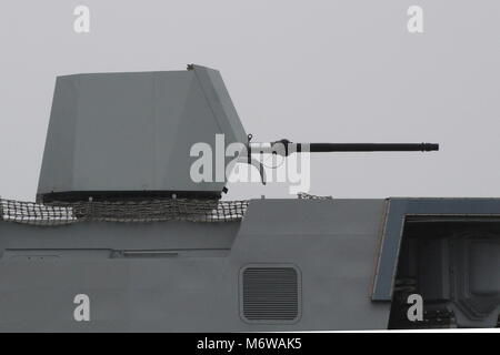 An OTO Melara (Otobreda) 76mm gun, the main weapon on the Royal ...