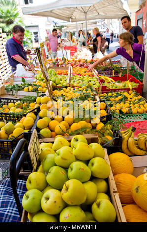 Food market in Napoli, in the south of Italy Stock Photo - Alamy