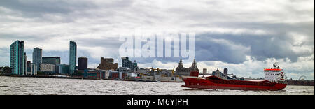Panoramic view across the River Mersey from New Brighton Stock Photo ...
