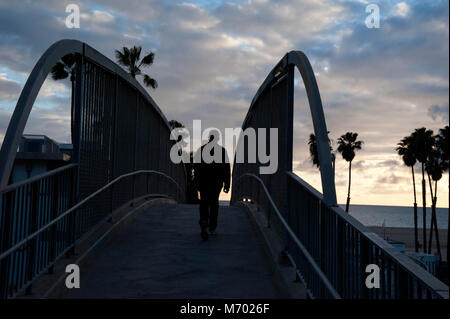 Pedestrian overpass over Pacific Coast Highway to the beach at Santa ...