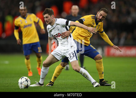 Gonzalo Higuaín during Champions League match between Juventus v ...