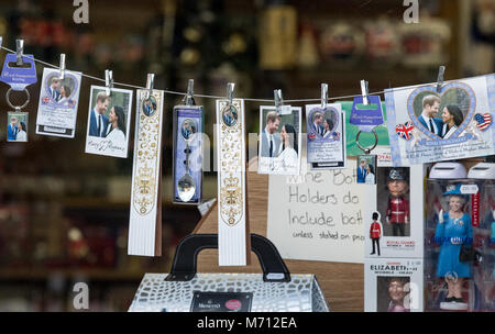 Windsor, UK. Shops displaying merchandise of the Royal family including ...
