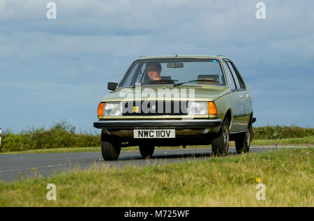 1980 Renault 18TS classic French saloon car Stock Photo - Alamy
