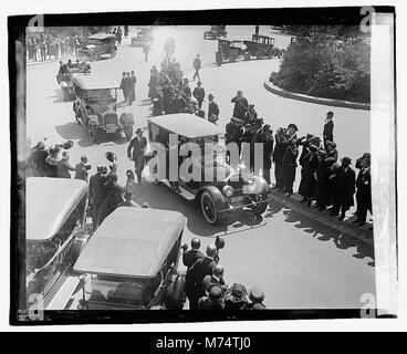 Harding inauguration arrival Stock Photo - Alamy