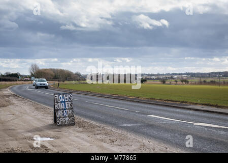 Roadside flower stall sign Stock Photo - Alamy