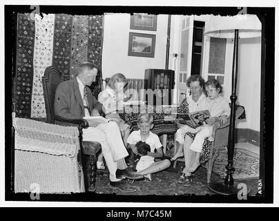 A family portrait of Eric and Edith Matson with their children ...
