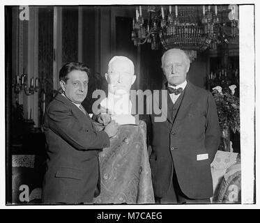 A portrait of Edgardo Simone with Sir Esme Howard, likely in a ...