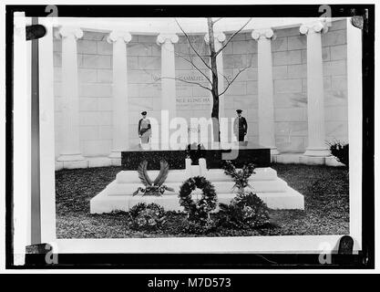 A photograph of the Harding Memorial in Marion, Ohio, a monument ...