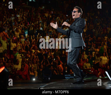 MIAMI, FL - OCTOBER 03: Marc Anthony performs at American Airlines ...