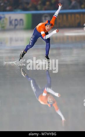 Marcel Bosker (1-I) of the Netherlands competes during the Men’s 5000m ...