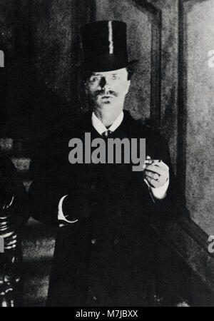 This self-portrait of Swedish playwright August Strindberg is an iconic ...