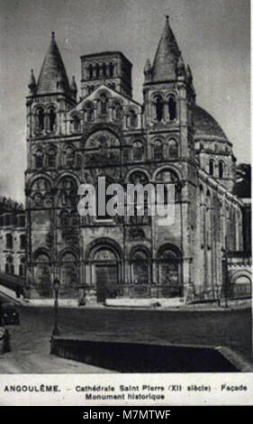 CATHEDRALE SAINT PIERRE ANGOULEME Stock Photo - Alamy
