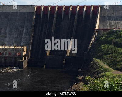 The Simón Bolívar Hydroelectric Power Plant, also known as the Guri Dam ...