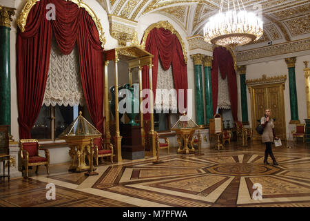 The Malachite Room in Winter Palace, St. Petersburg Stock Photo - Alamy