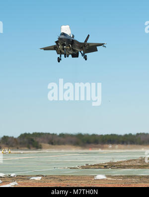 The Lockheed STOVL (Short Take-Off and Vertical Landing) concept ...