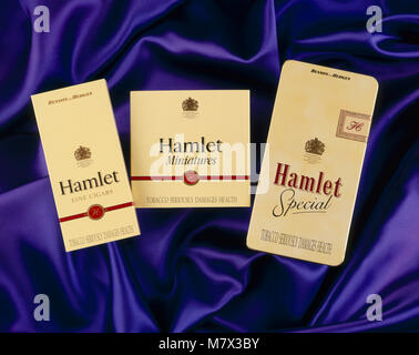 Hamlet cigar packaging Stock Photo - Alamy