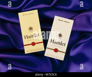 Hamlet cigar packaging Stock Photo - Alamy