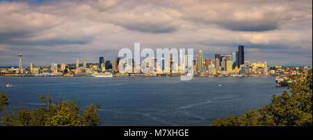 Seattle Skyline Evening Panorama and the Bay. Seattle, Washington ...